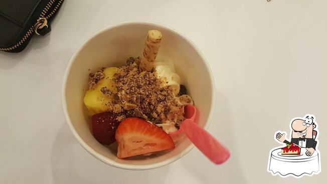 Yotopia Frozen Yogurt, Iowa City - Restaurant menu, prices and reviews