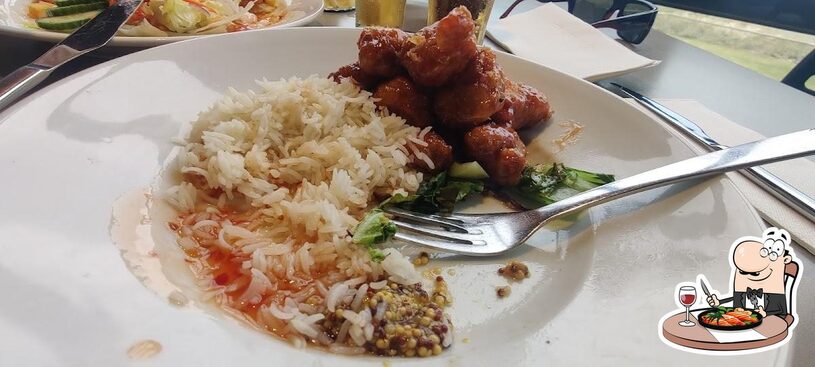 Kurrawa Surf Club in Broadbeach - Restaurant menu and reviews