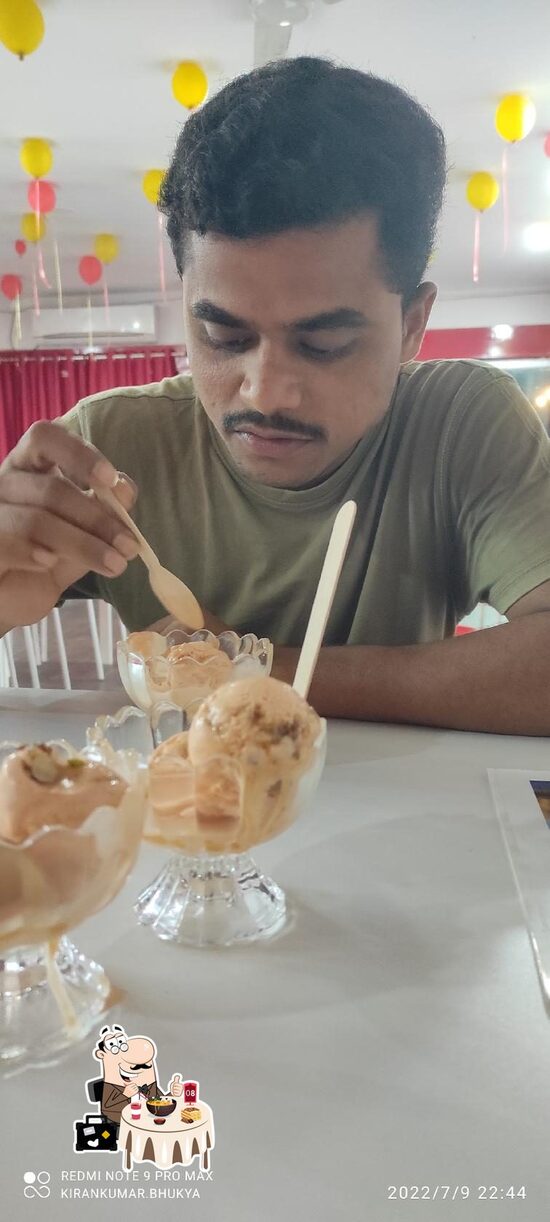 Menu at Michael's Icecream Burger, Hanamkonda