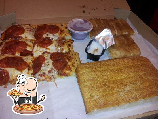 Menu at Pizza Hut restaurant, Springfield, Main St