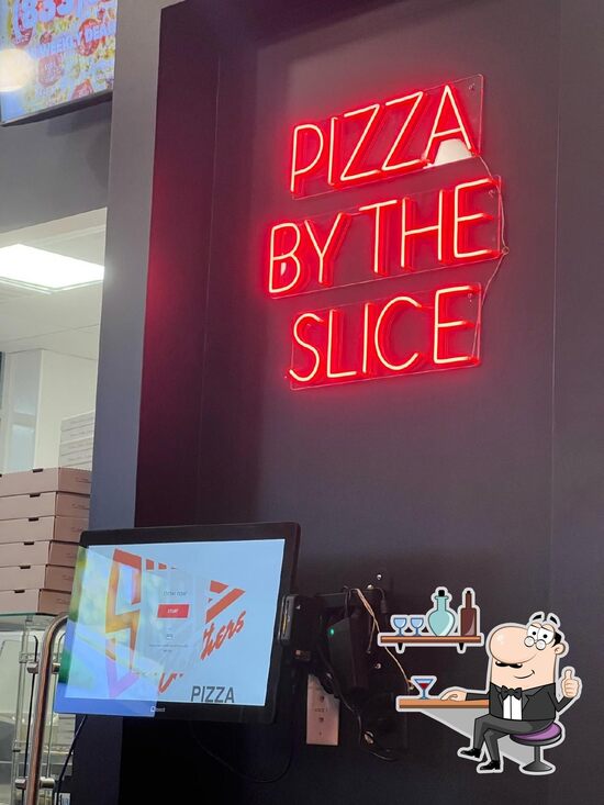 Slice Brothers Pizza in Saint Paul - Restaurant reviews