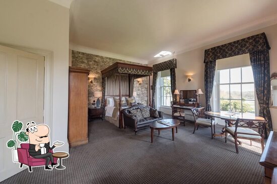 Menu at Meldrum House Country Hotel & Golf Course pub & bar, Oldmeldrum