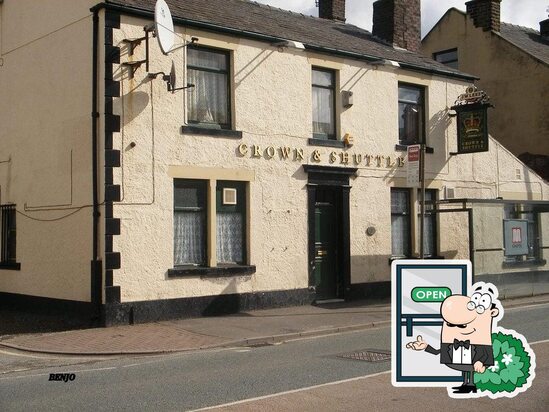 Menu at Crown & Shuttle pub & bar, Rochdale