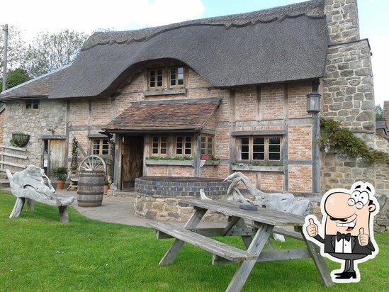 Menu at The Live & Let Live pub & bar, Whitbourne, Bringsty Common