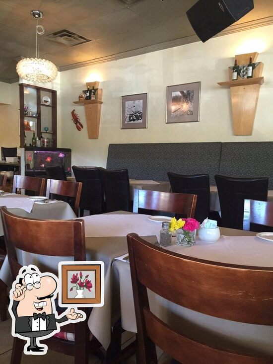 Cafe Maxim's, Toronto - Restaurant menu, prices and reviews