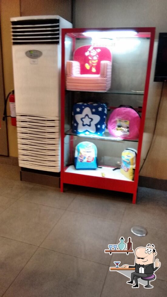 Jollibee - Aliw Shopping Complex, Meycauayan - Restaurant menu, prices ...
