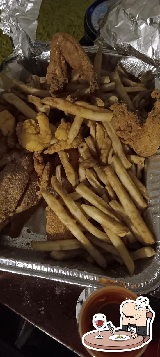 Sharks Fish & Chicken in Beebe - Restaurant reviews