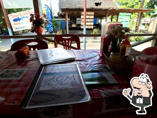 อ้อม ปลาเผา Aom restaurant, Ko Tarutao - Menú del restaurante, precios ...