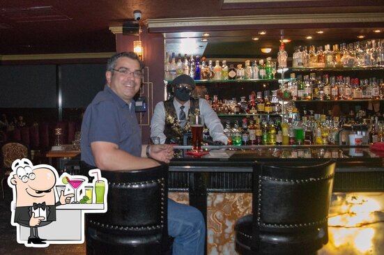 Manhattan Lounge Bar, Tijuana - Restaurant reviews