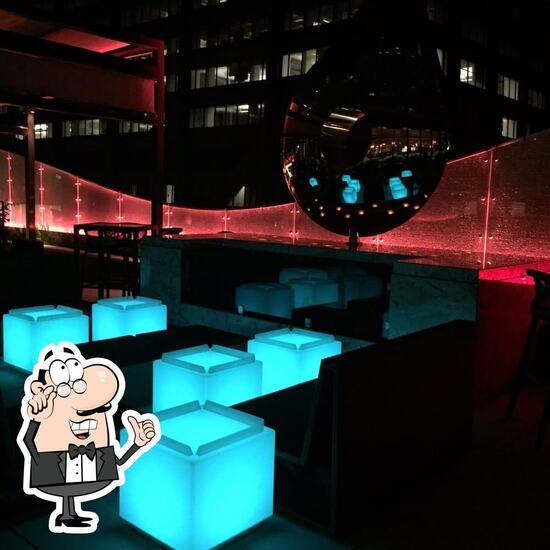 Deca Restaurant + Bar, Chicago - Restaurant menu, prices and reviews