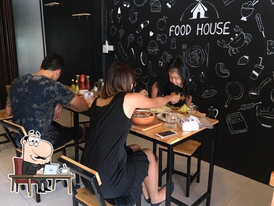 FOOD HOUSE อาหารและเครื่องดื่ม restaurant, Talat - Restaurant reviews