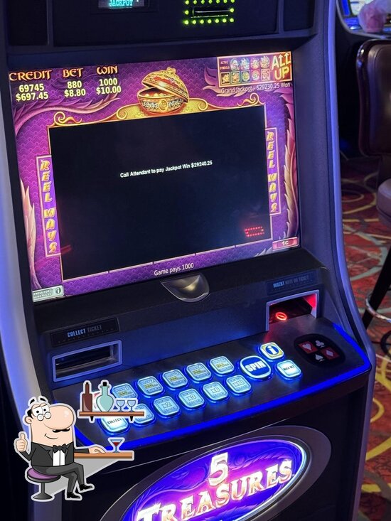 River Rock Casino, Geyserville - Restaurant menu, prices and reviews