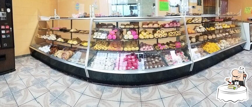 Mario's Bakery, 2231 Castroville Rd in San Antonio - Restaurant reviews