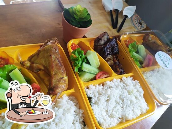Dapur Ujung Atap, Sidorejo - Restaurant menu, prices and reviews