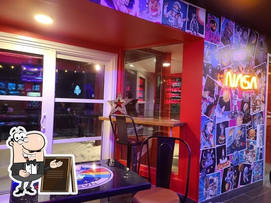 Menu at Crusty's restaurant, Laval