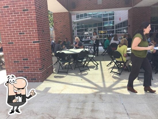 UIHC Food Truck Thursday, Iowa City - Restaurant menu, prices and reviews