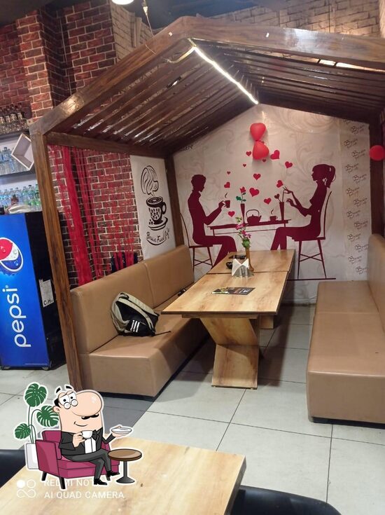 Dev's Kitchen, Indore, 10 A - Restaurant reviews