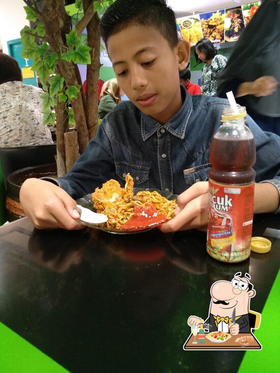RUMAH MAKAN MUHAMMAD YUSUF restaurant, Paya Geli - Restaurant reviews