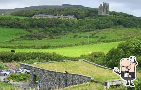 Ballinalacken Castle in Ireland - Restaurant reviews