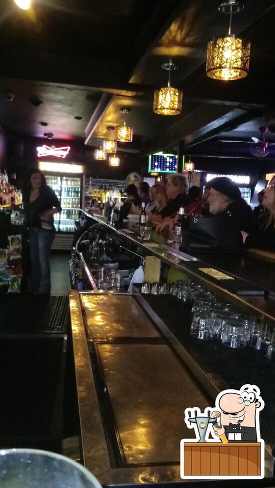 Diamondback Bar & Grill in Eastlake - Restaurant reviews