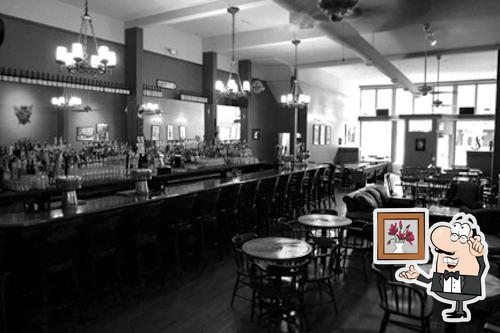 Uisce Irish pub in Bellingham - Restaurant menu and reviews