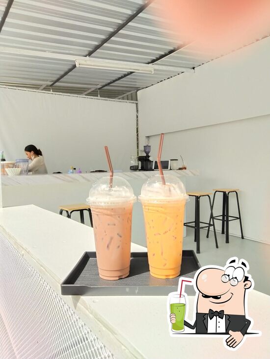 MOOM BAR, Phuket