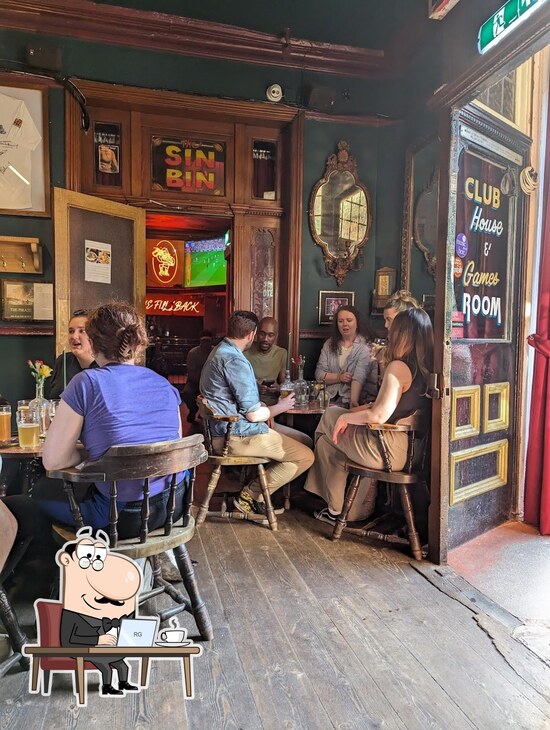 The Faltering Fullback, London - Restaurant menu, prices and reviews