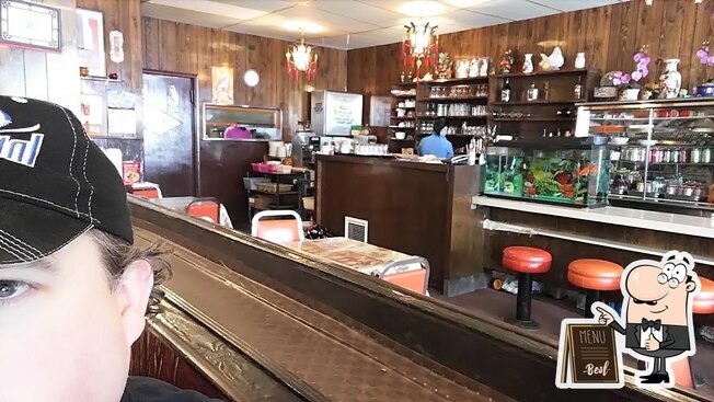 Menu at Maple Restaurant, Elliot Lake
