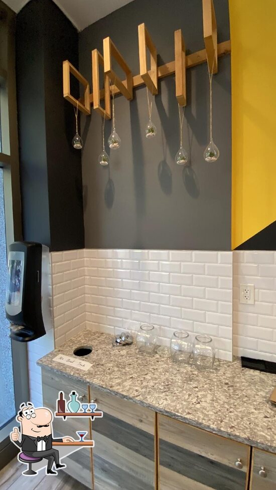 Poki DC, Washington, Farragut North - Restaurant menu, prices and reviews