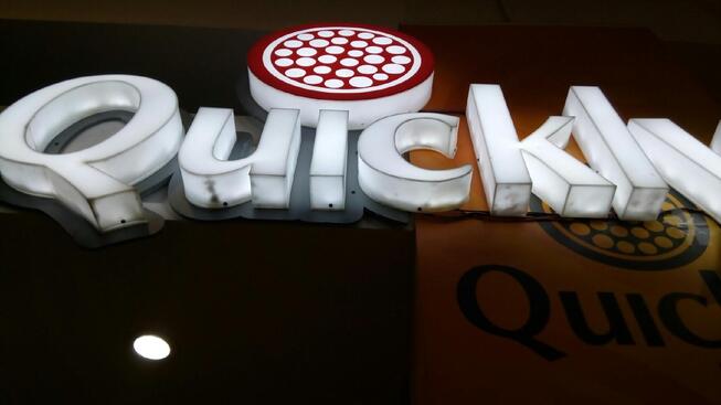 Quickly Mall Panakukang cafe, Makassar - Restaurant reviews
