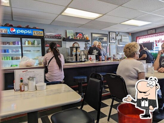 College Street Café, Springfield - Restaurant menu, prices and reviews