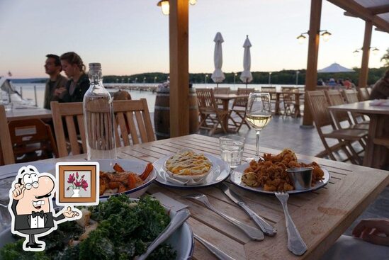 Sand Bar at The Lake House on Canandaigua in Canandaigua - Restaurant ...