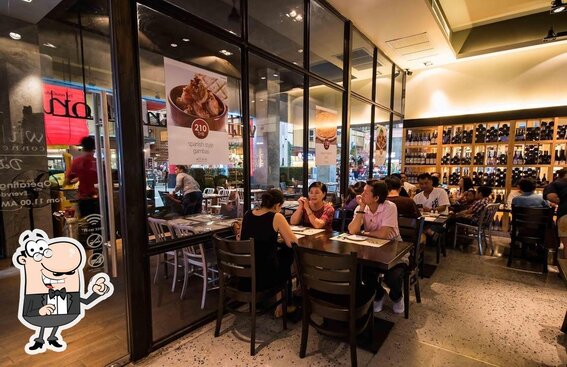 Wine Connection @ The Paseo Park Kanchanaphisek restaurant, Bangkok, 8 ...