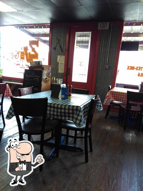 Zj's Cafe & Bar in Gorman - Restaurant reviews