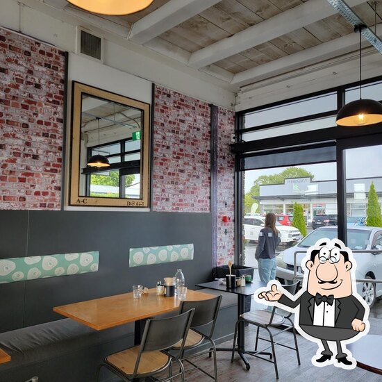 Red Eight Cafe, Kaiapoi - Restaurant menu, prices and reviews