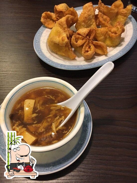 Menu at Chan Garden restaurant, Dyersville