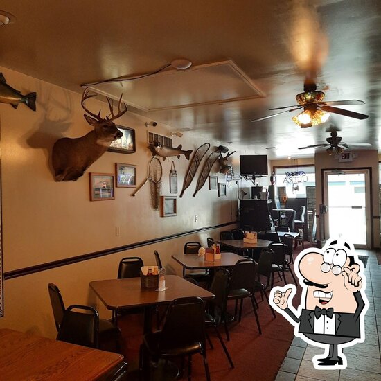Menu at Beaver Den Tavern & Grill Co. restaurant, Paw Paw