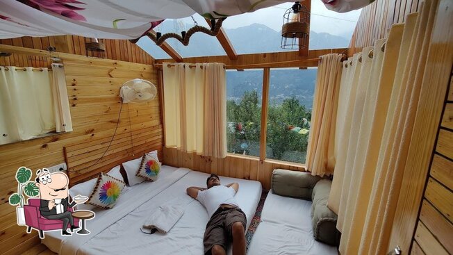 Manali treehouse & cafe, Manali - Restaurant menu, prices and reviews