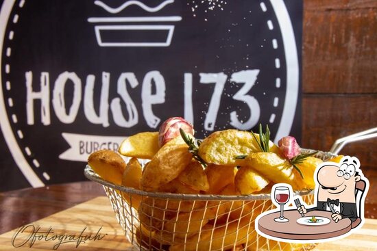 Menu em House 173 Burger restaurante, Osasco
