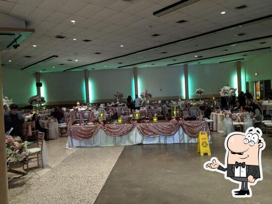 KC Hall in Kingsville - Restaurant reviews