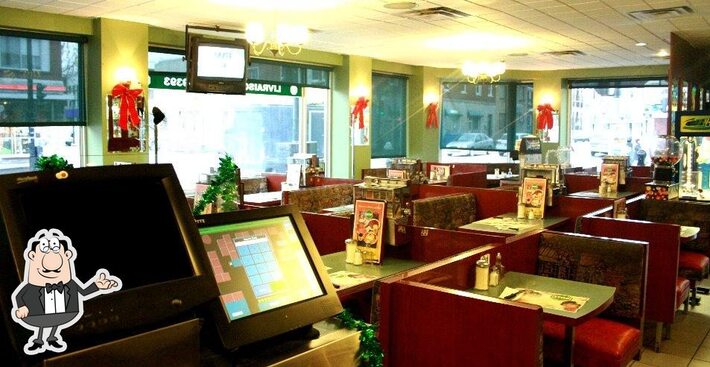 Restaurant Deli Green Stop, Montréal, Estación de Monk (Metro de ...