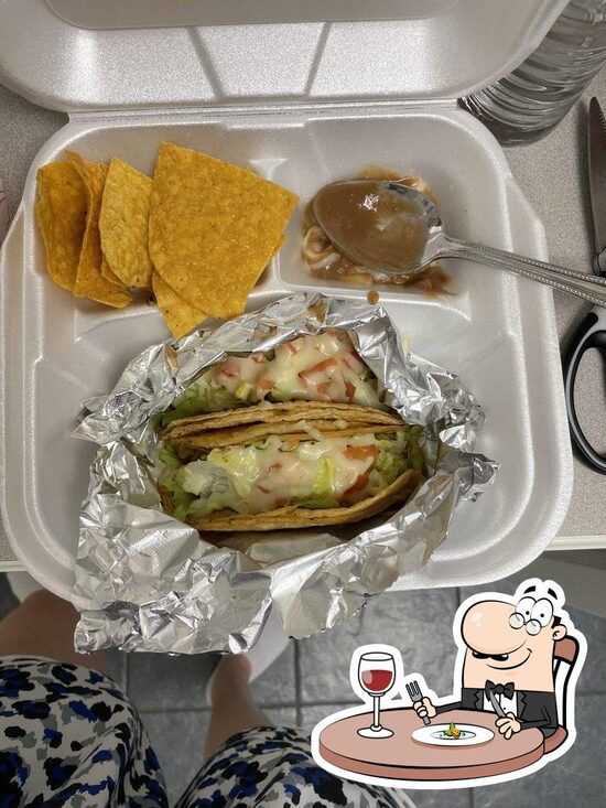Un Poco Loco, Jacksonville - Restaurant menu, prices and reviews