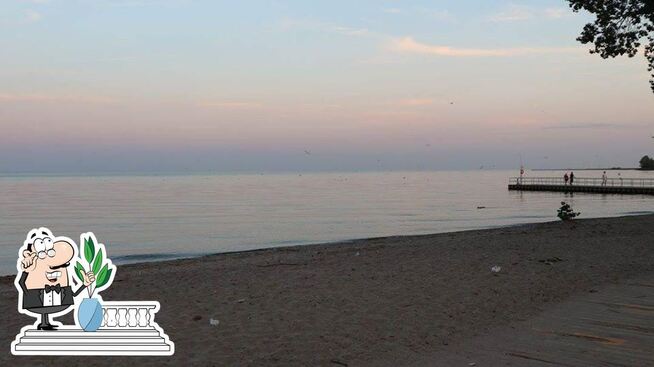 Sunset Beach Cafe in Toronto - Restaurant reviews