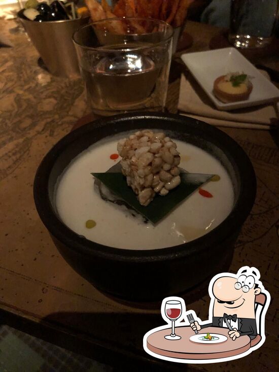Menu at Charles H. pub & bar, Seoul, 97 Saemunan-ro