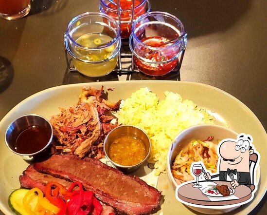 Buck Tui BBQ, 6737 W 75th St in Overland Park - Restaurant menu and reviews