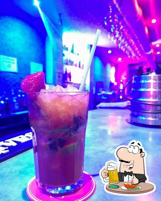 Jomer Coctelería, Badalona - Menú del restaurante, precios y reseñas