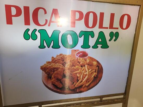 Menu at Pica pollo Mota restaurant, La Vega