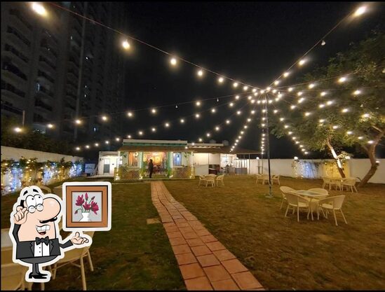 The Gully Cafe Noida, Noida - Restaurant menu, prices and reviews