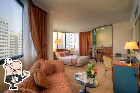 Al Diar Dana Hotel pub & bar, Abu Dhabi - Restaurant reviews