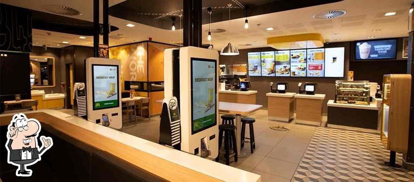 Speisekarte von McDonald's Southgate Drive-Thru restaurant ...